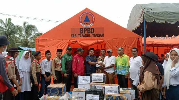 PMR dan Pramuka MTs Negeri 2 Tapteng, Salurkan Bantuan Bencana Alam di ...